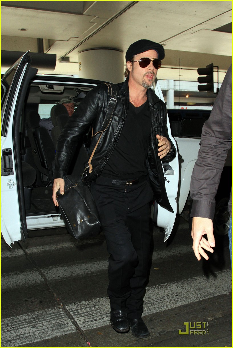 Brad Pitt: LAX Security Stud: Photo 2522387 | Brad Pitt Photos | Just ...