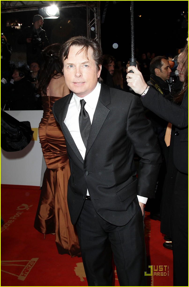 Renee Zellweger: Golden Camera Award Recipient!: Photo 2517138 | John ...