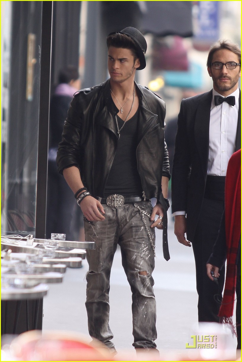 Rachel Bilson: Magnum Ice Cream Commercial!: Photo 2527894 | Rachel ...