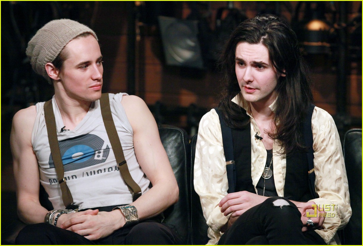 Reeve & Zane Carney: Fuse TV Visit!: Photo 2528360 | Carney, Reeve ...