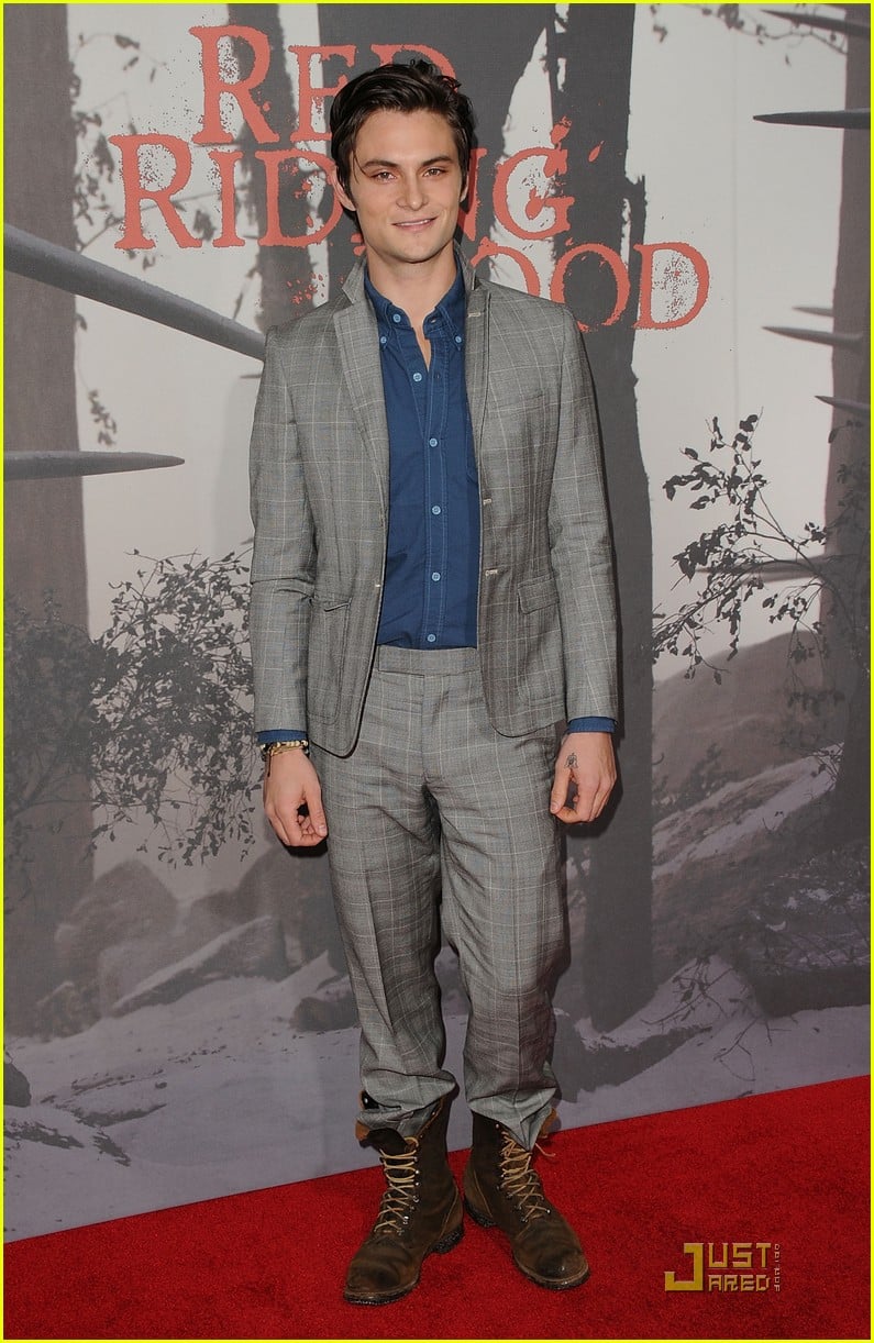 Shiloh Fernandez Premieres 'Red Riding Hood': Photo 2526302 | Nikki ...