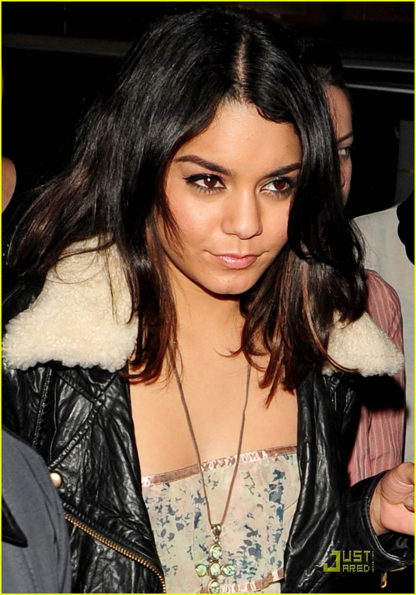 Vanessa Hudgens: Yauatcha Restaurant Run: Photo 2531436 | Vanessa ...