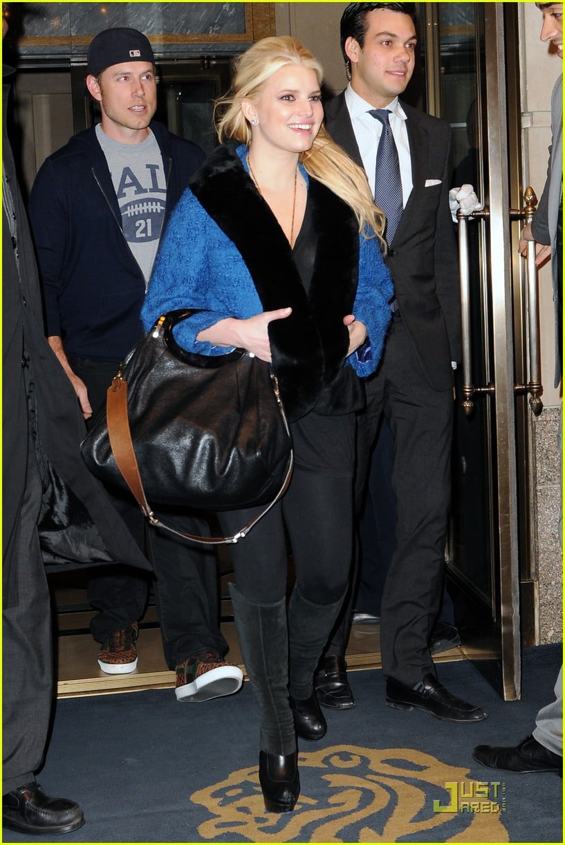 Jessica Simpson: I Could Get Married in Sweats!: Photo 2525172 | Eric ...