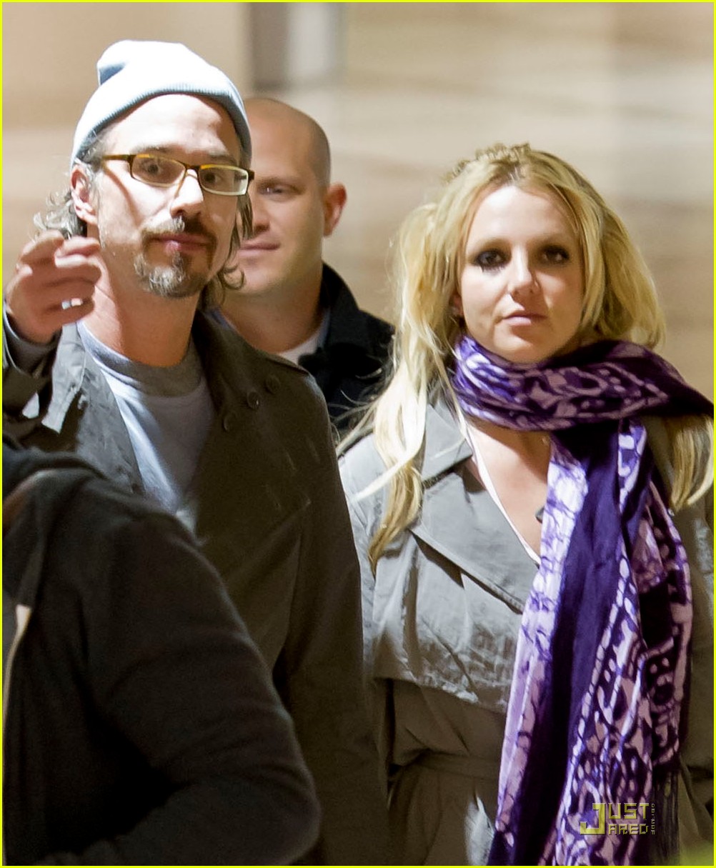 Britney Spears: LAX Liftoff with Jason Trawick!: Photo 2530295 ...