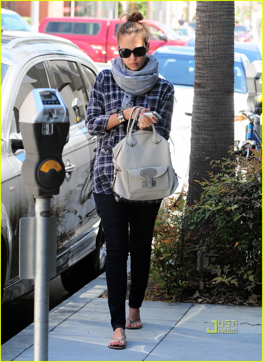 Jessica Alba: Revlon Run/Walk This Week!: Photo 2538440 | Jessica Alba ...