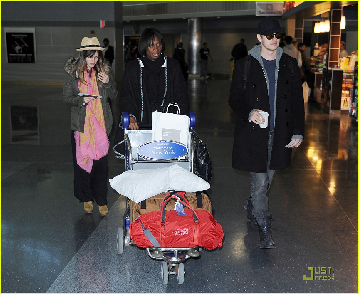 Rachel Bilson & Hayden Christensen: Birthday Vacation!: Photo 2537335 ...