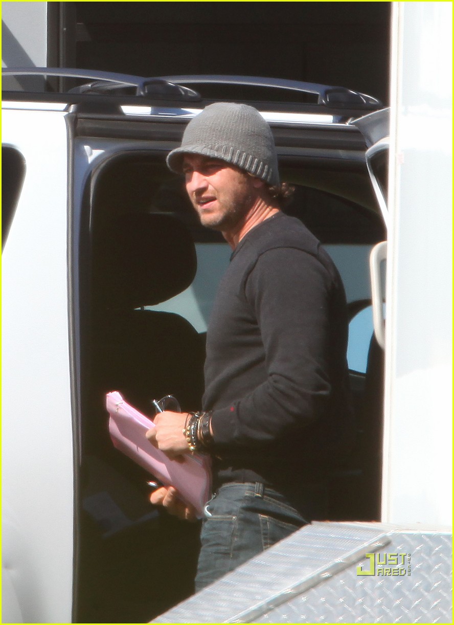 Gerard Butler: 'Playing the Field' in Louisiana!: Photo 2533422 ...