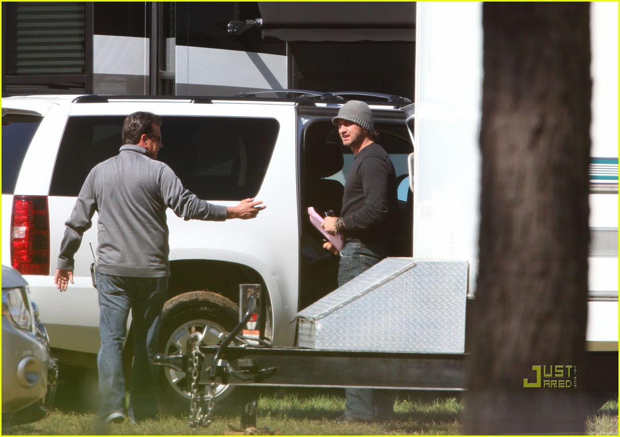 Gerard Butler: 'Playing the Field' in Louisiana!: Photo 2533423 ...