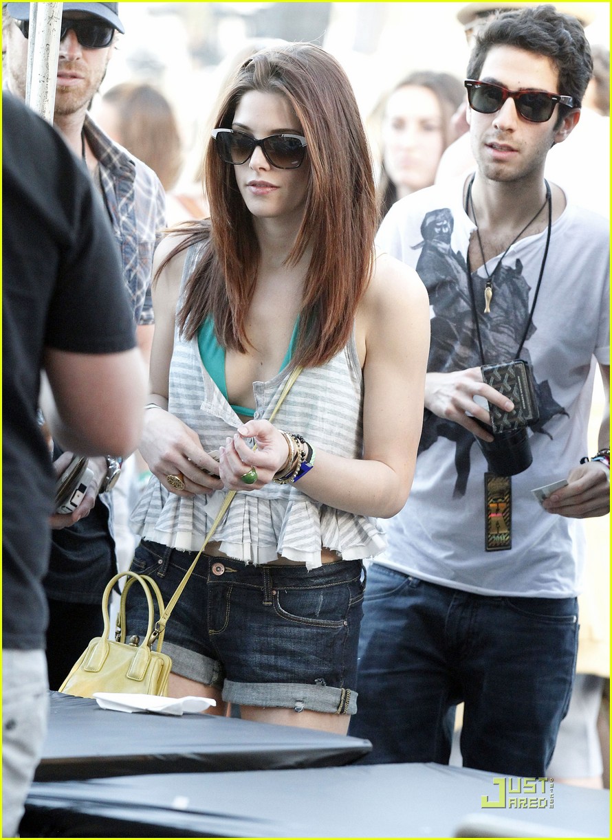 Ashley Greene: Coachella with Douglas Chabbott!: Photo 2535939 | 2011 ...