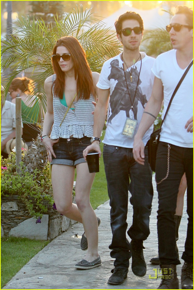 Ashley Greene: Coachella with Douglas Chabbott!: Photo 2535946 | 2011 ...