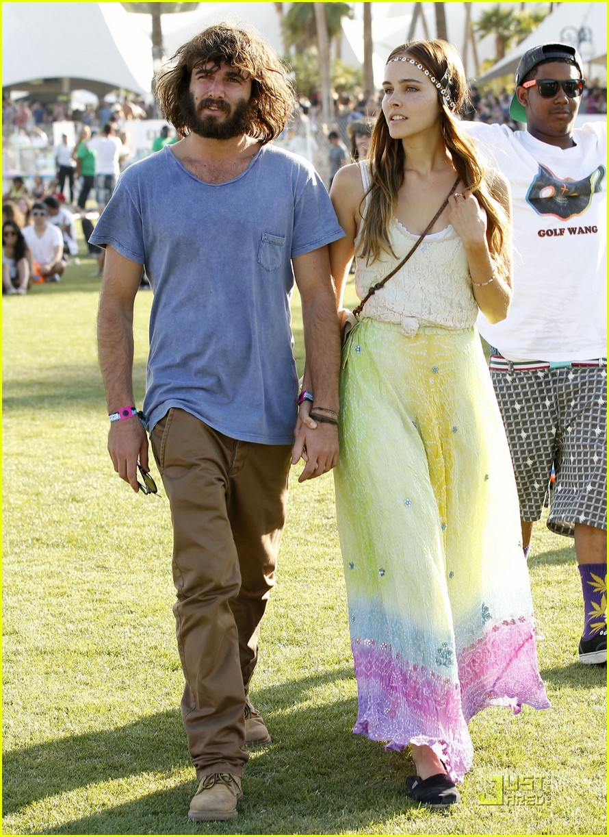 Isabel Lucas: Coachella Weekend with Angus Stone!: Photo 2536253 | 2011 ...