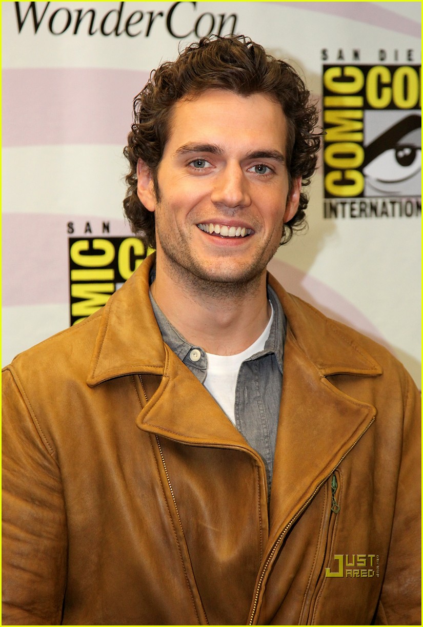 Isabel Lucas & Henry Cavill: WonderCon Day 2!: Photo 2532490 | Henry ...