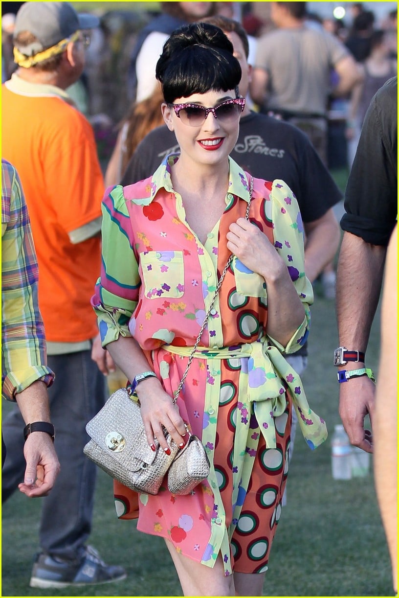 Dita Von Teese Coachella Cutie Photo 2535803 00 Photos Just Jared Entertainment News