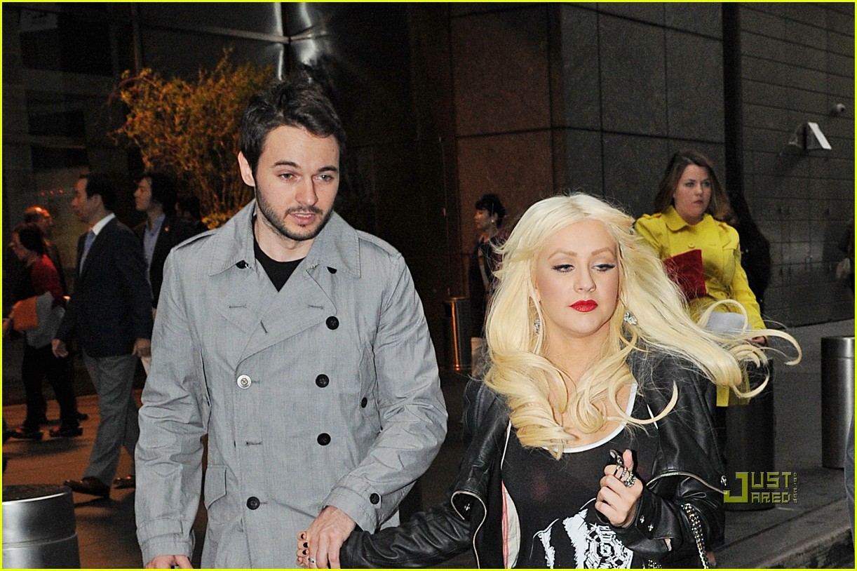Christina Aguilera & Matthew Rutler See a Show: Photo 2545057 ...