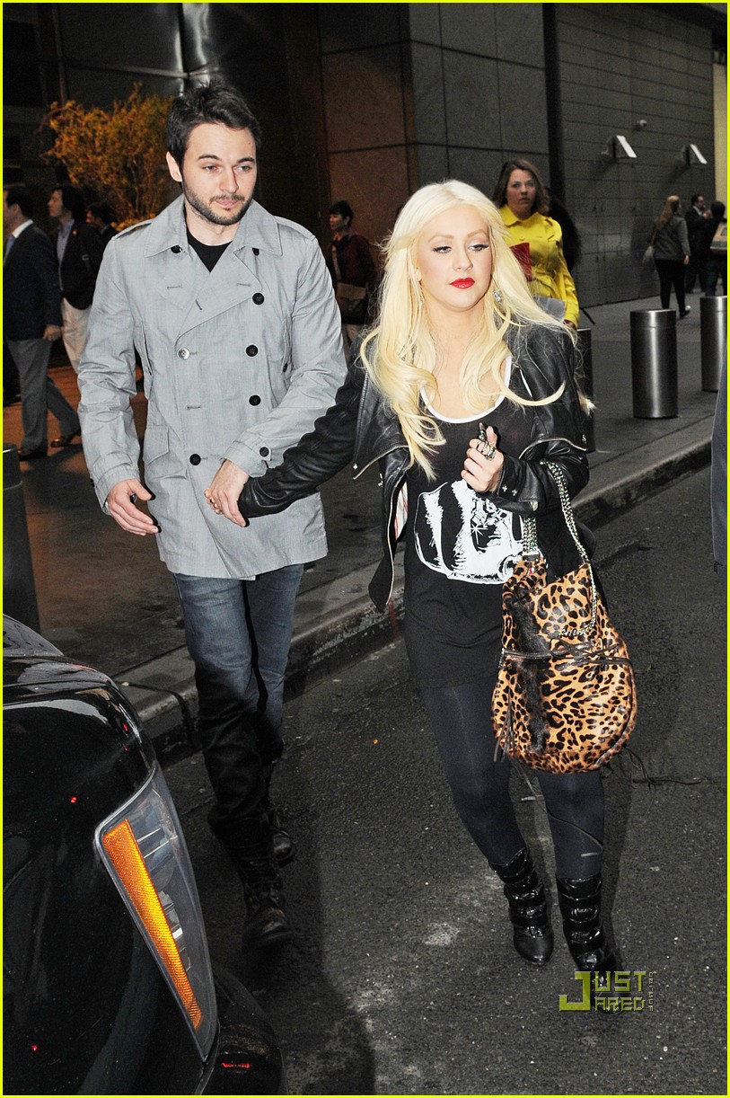 Christina Aguilera & Matthew Rutler See a Show: Photo 2545058 ...