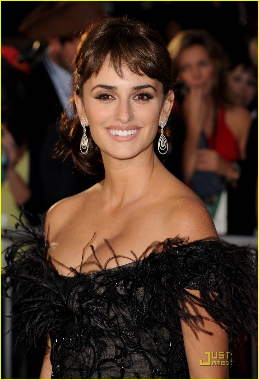 Penelope Cruz: 'Pirates' Premiere Perfection: Photo 2541903 | Penelope ...