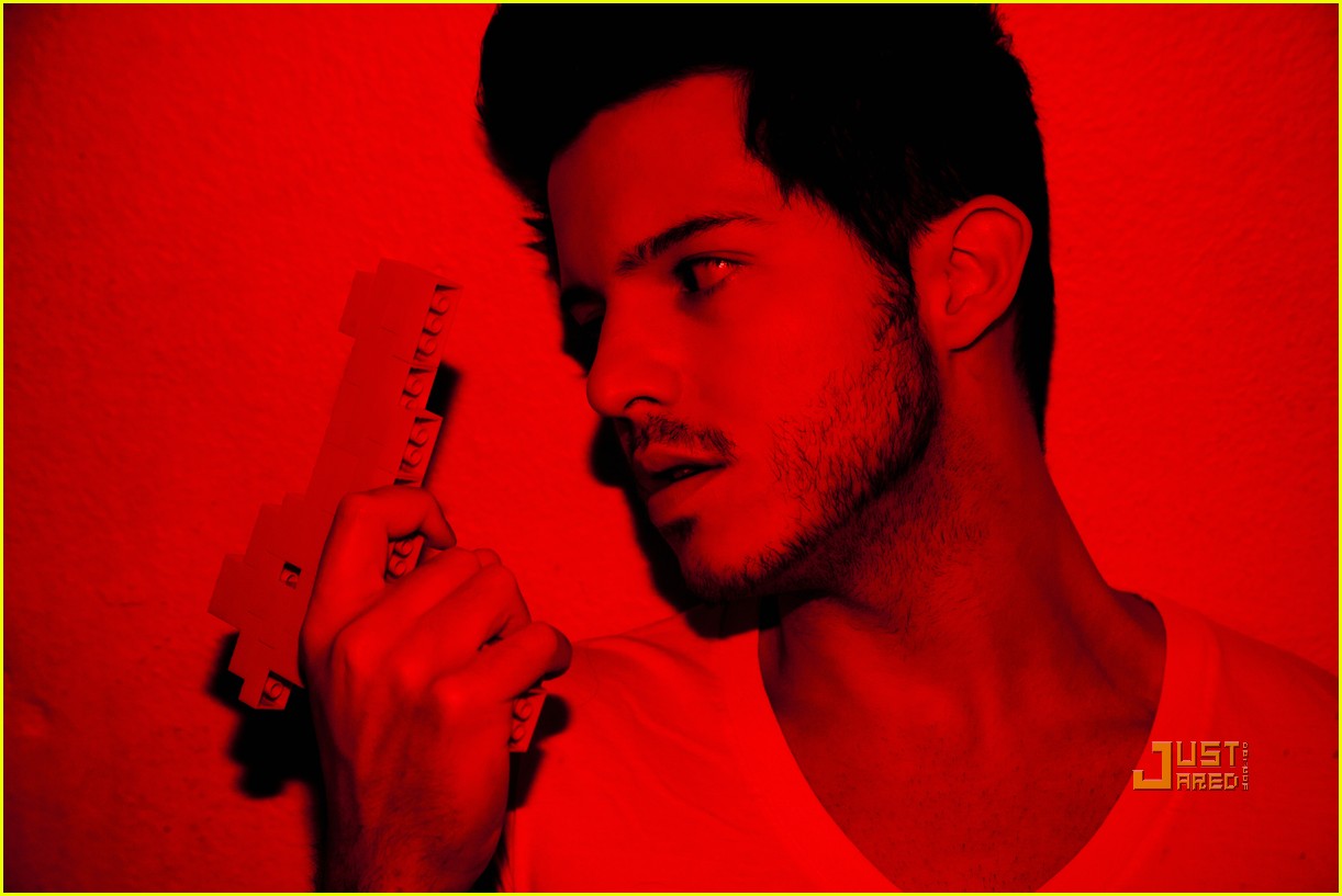 Simon Curtis - 'Superhero' First Listen!: Photo 2543241 | Simon Curtis ...