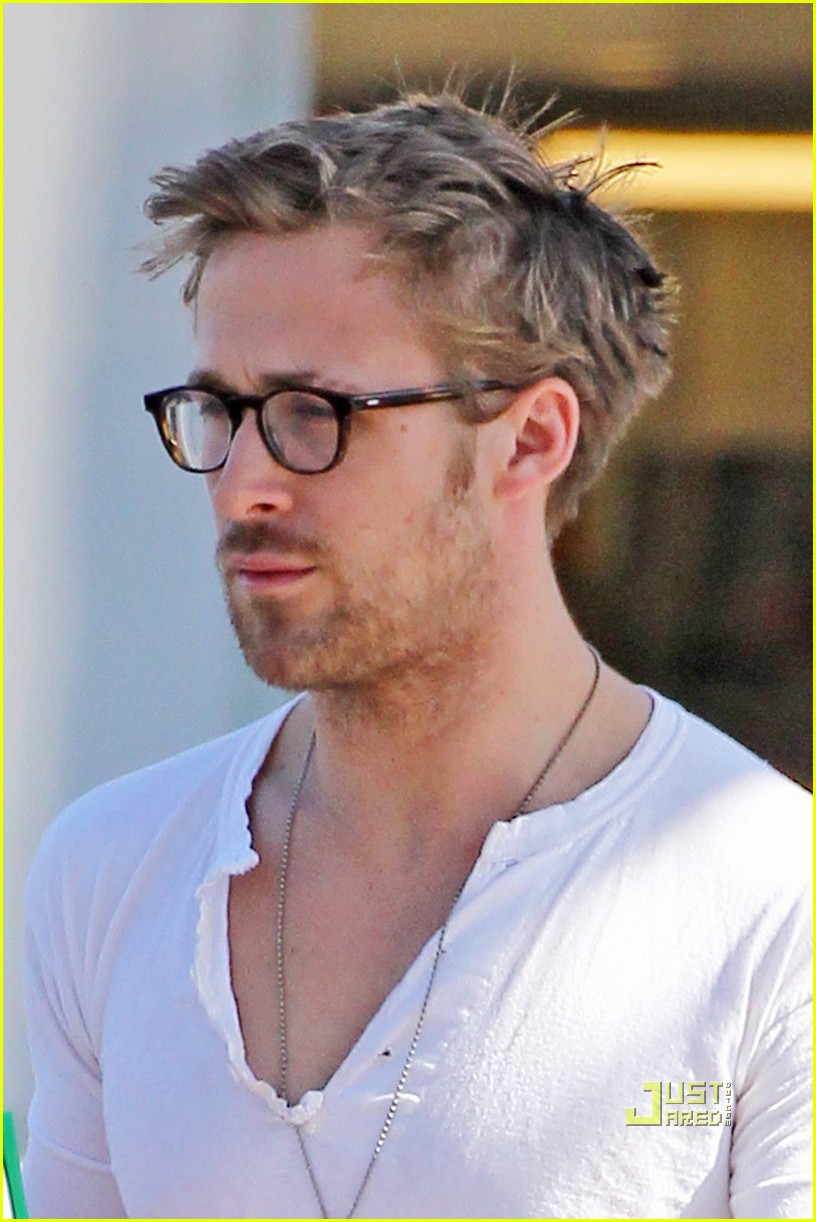Ryan Gosling: Coffee Break!: Photo 2540782 | Ryan Gosling Photos | Just ...