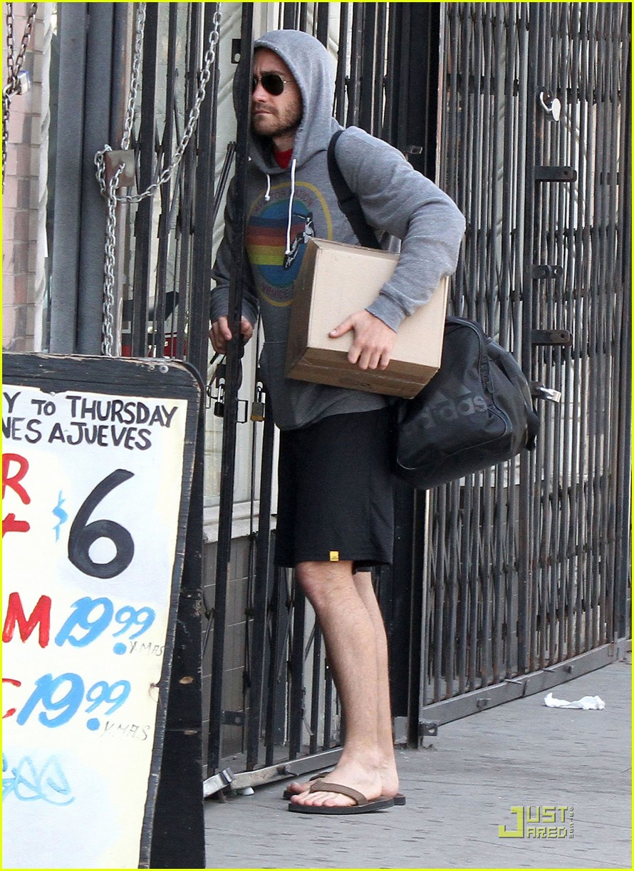 Jake Gyllenhaal Works It Out: Photo 2542653 | Jake Gyllenhaal Photos ...