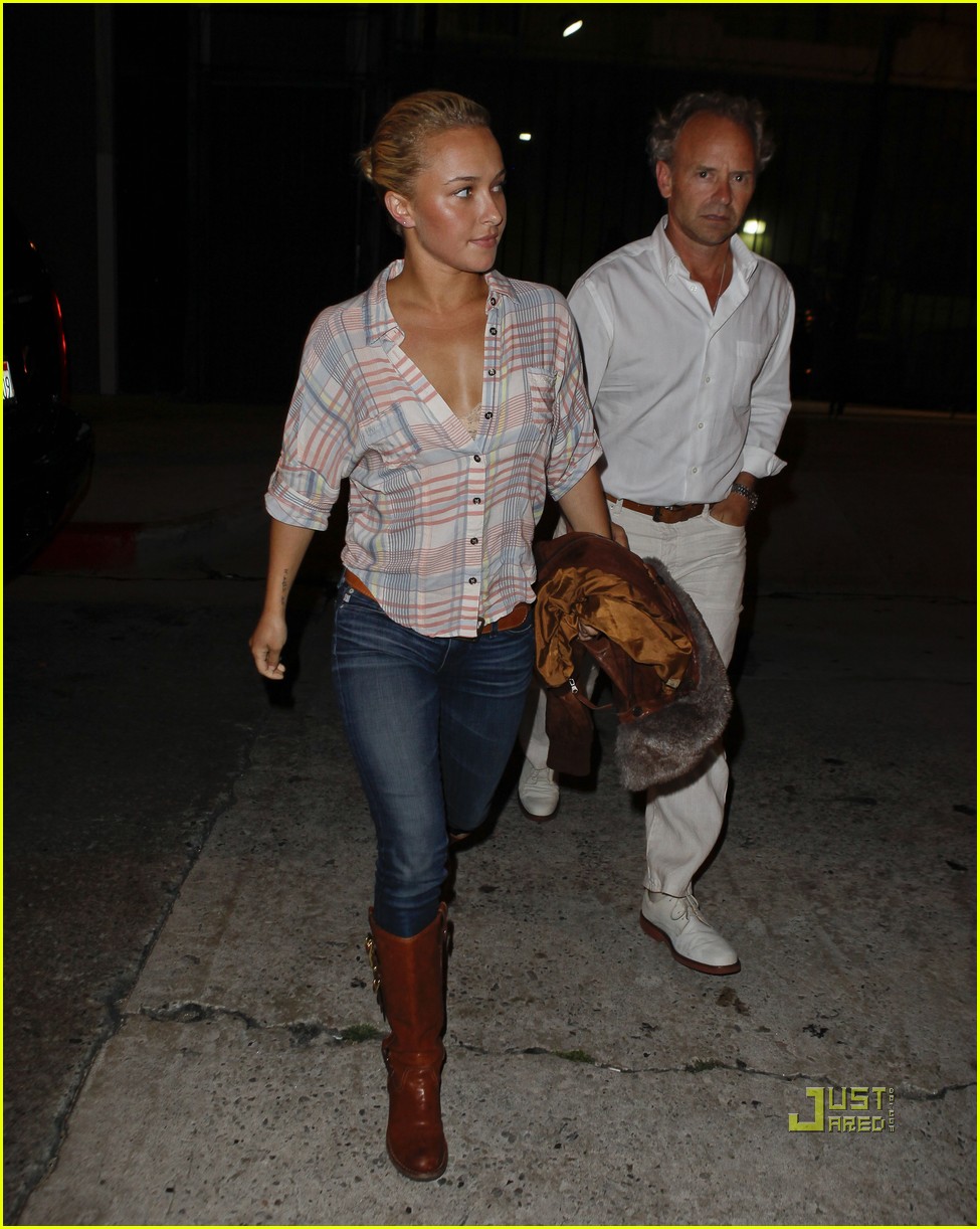 Hayden Panettiere & Dad Check Out Chelsea Handler: Photo 2544161 ...