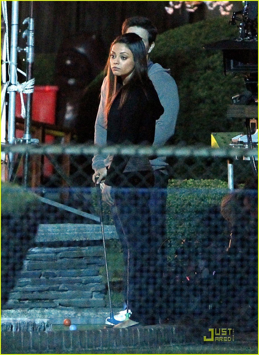 Mila Kunis Takes Off For 'Ted': Photo 2541112 | Mila Kunis Photos ...
