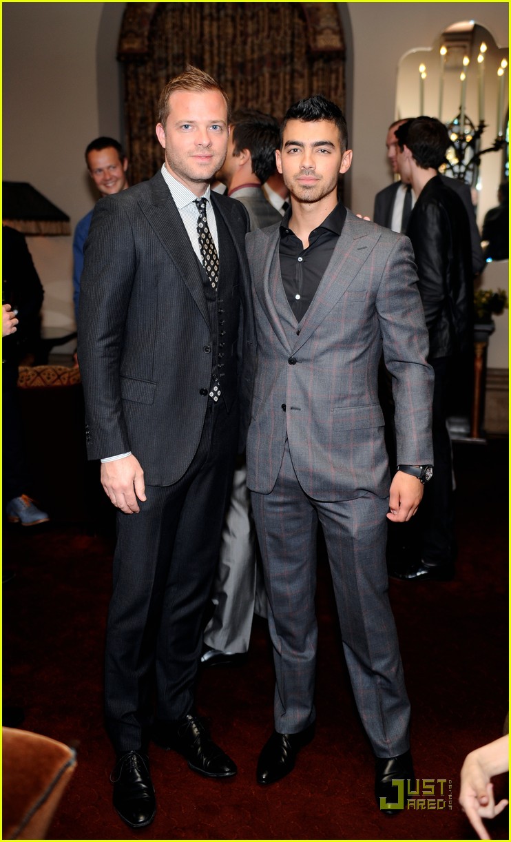 Kellan Lutz & Joe Jonas: Simon Spurr Private Dinner!: Photo 2542977 ...