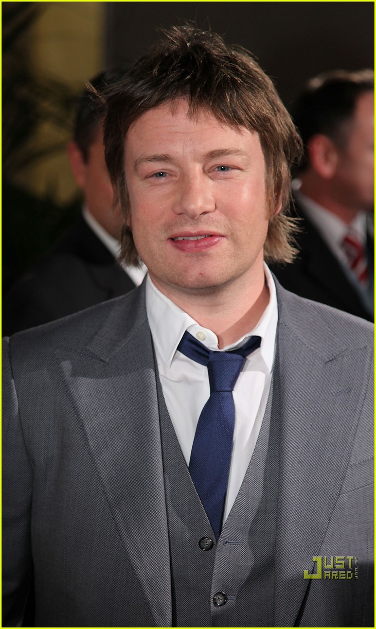 Jamie Oliver Interview - JustJared.com Exclusive!: Photo 2547970 ...