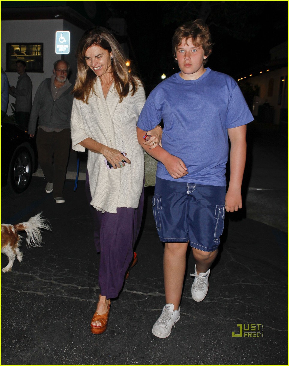 Maria Shriver: Malibu Dinner with the Family: Photo 2548419 | 00 Photos ...