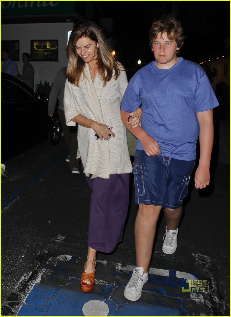 Maria Shriver: Malibu Dinner with the Family: Photo 2548428 | 00 Photos ...