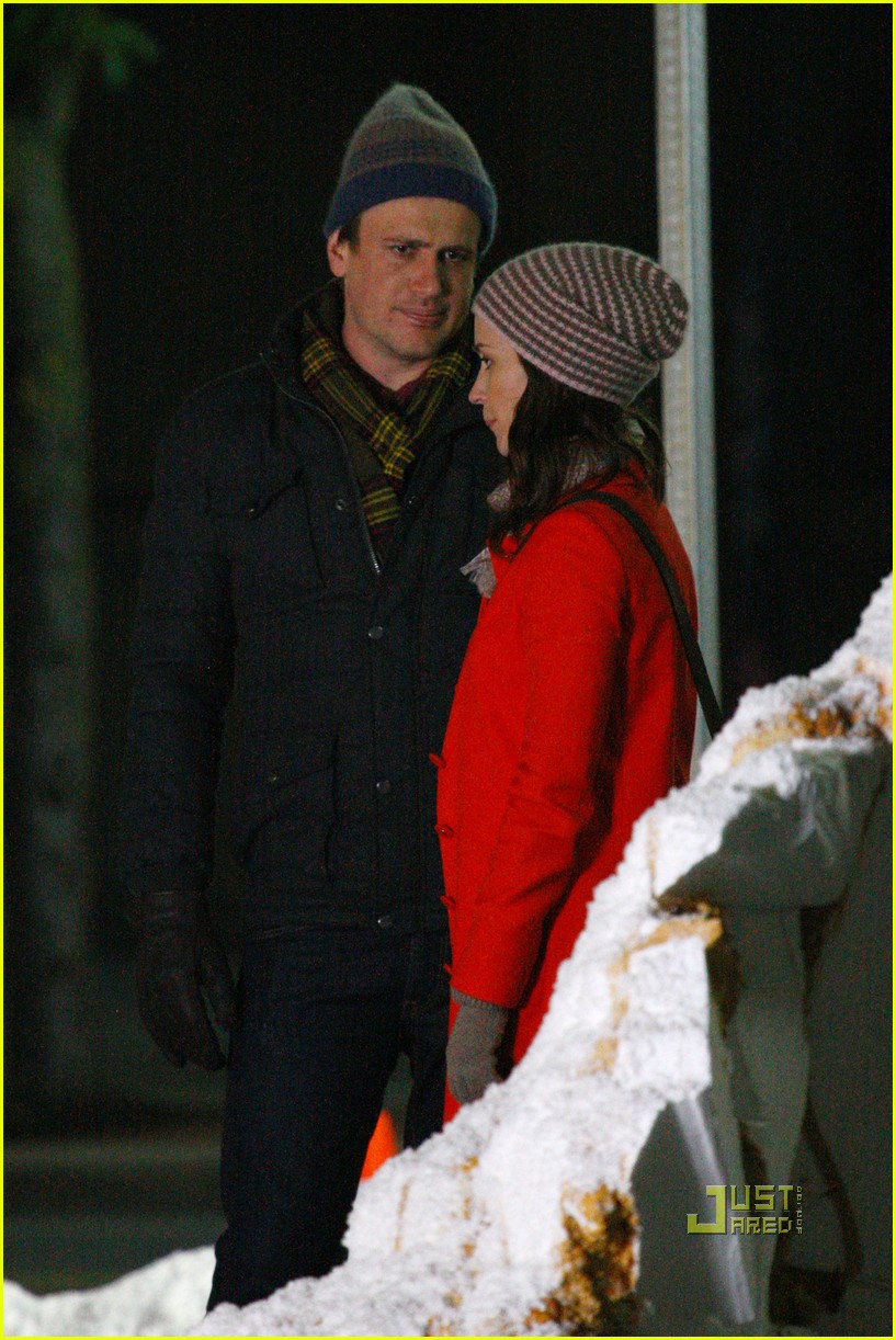 Emily Blunt & Jason Segel: Kiss Kiss!: Photo 2552094 | Emily Blunt ...
