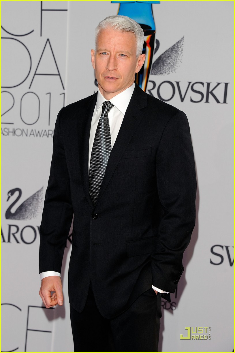 Anderson Cooper - CFDA Fashion Awards 2011: Photo 2550167 | 2011 CFDA ...