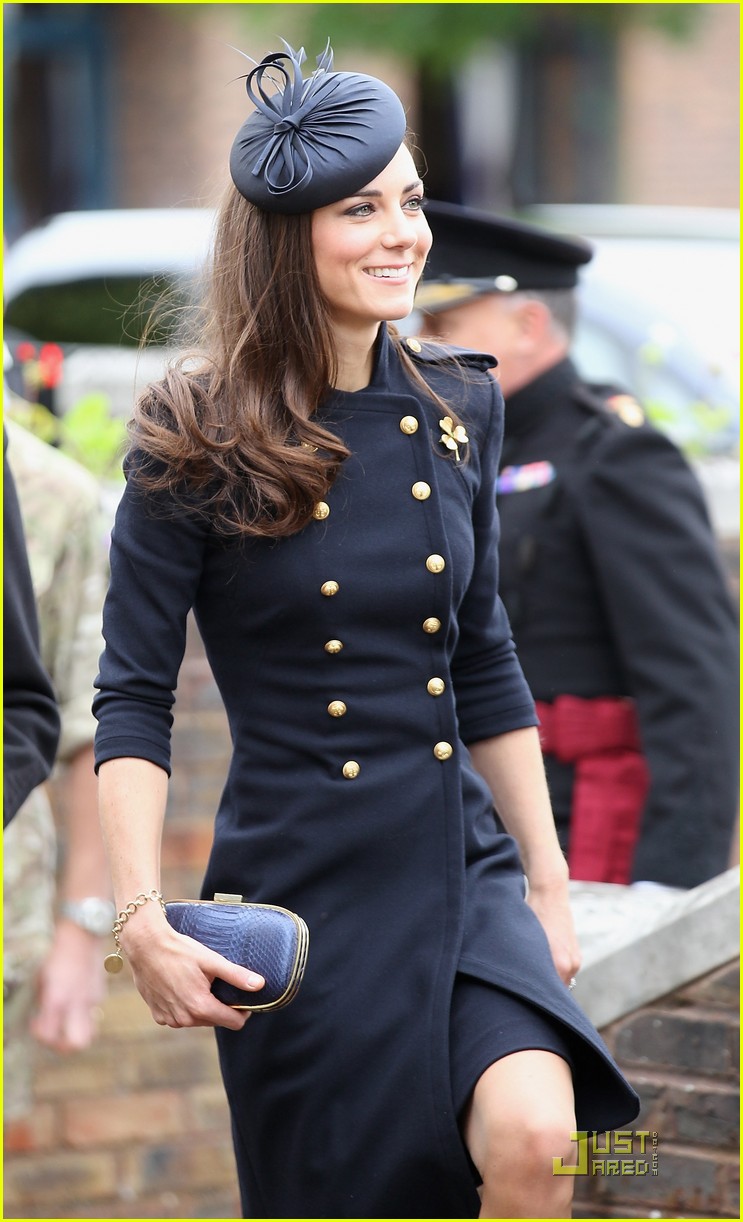 Prince William & Kate: Irish Guards Medal Ceremony: Photo 2555285 ...
