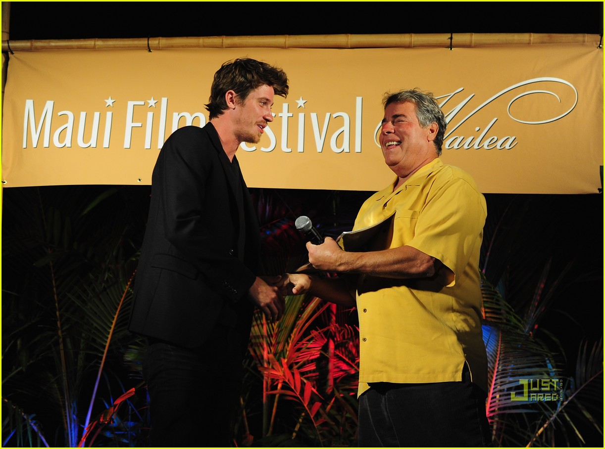 Andrew Garfield & Garrett Hedlund: Maui Film Fest Awardees!: Photo ...