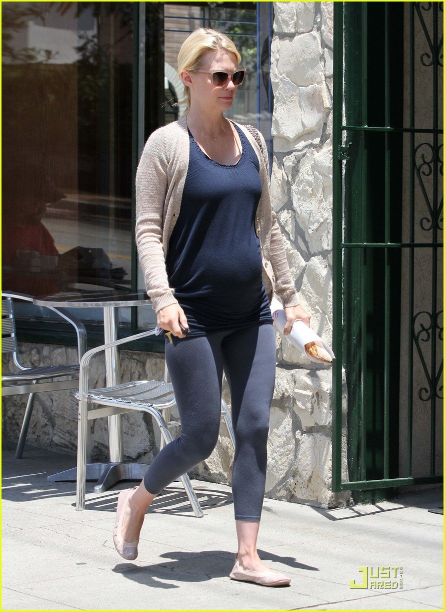January Jones: No Weird Pregnancy Cravings!: Photo 2550495 | January ...
