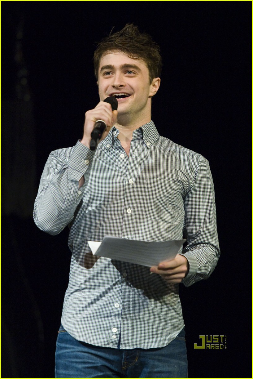 Daniel Radcliffe: 'Brotherhood of Man' at Tony Awards!: Photo 2550373 ...