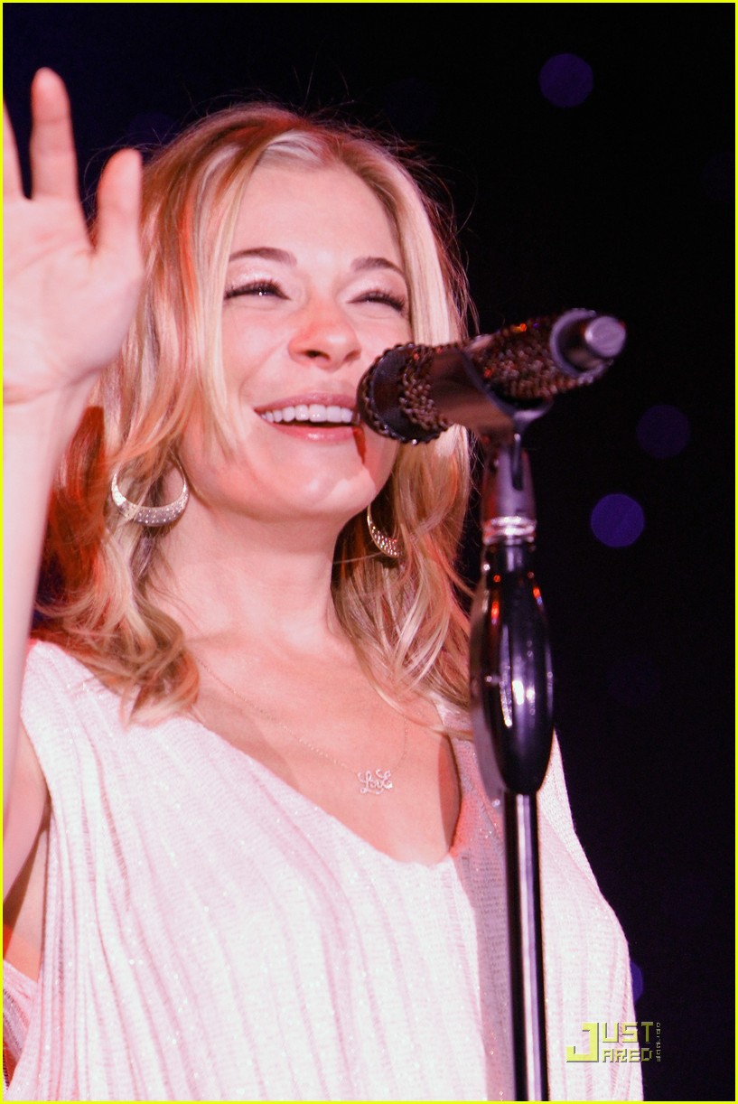 LeAnn Rimes: Superstar in Atlantic City!: Photo 2555226 | LeAnn Rimes ...