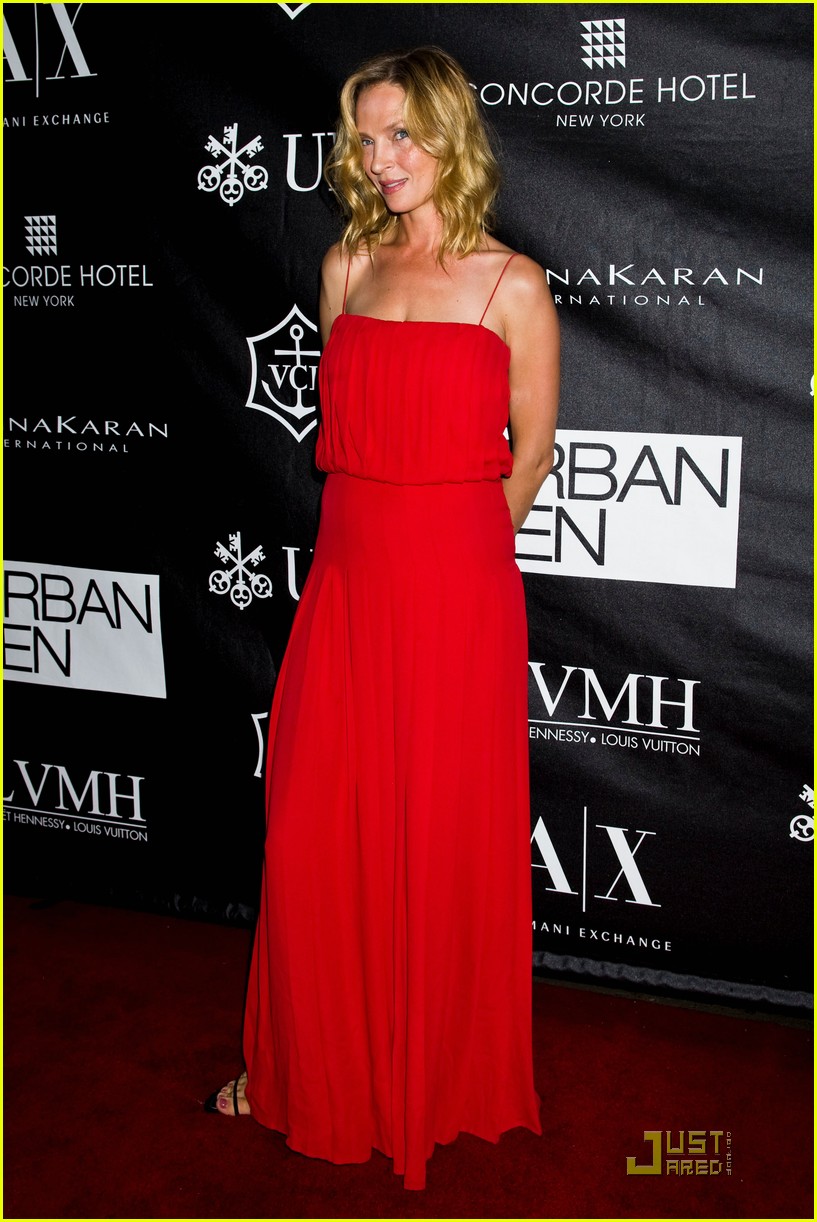 Uma Thurman: First Annual Stephan Weiss Apple Awards!: Photo 2551418 ...