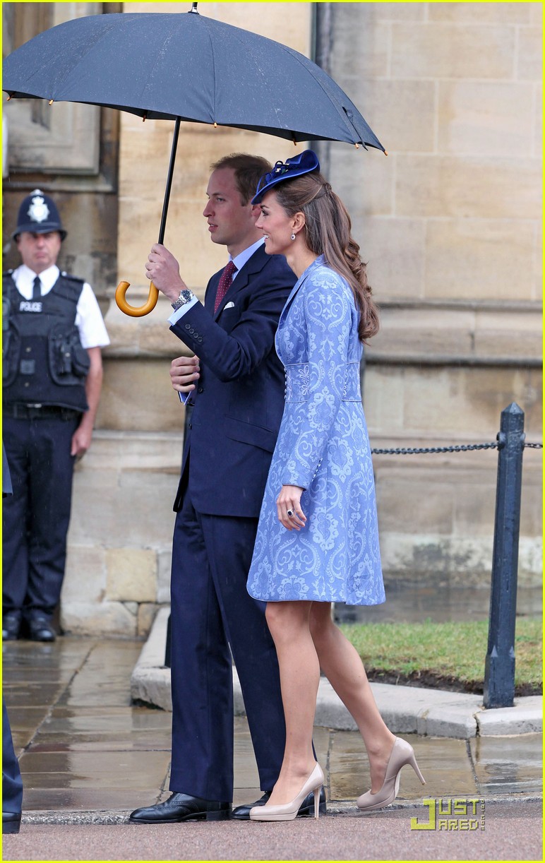 Prince William & Kate: Sunday Church with Prince Harry!: Photo 2551784 ...