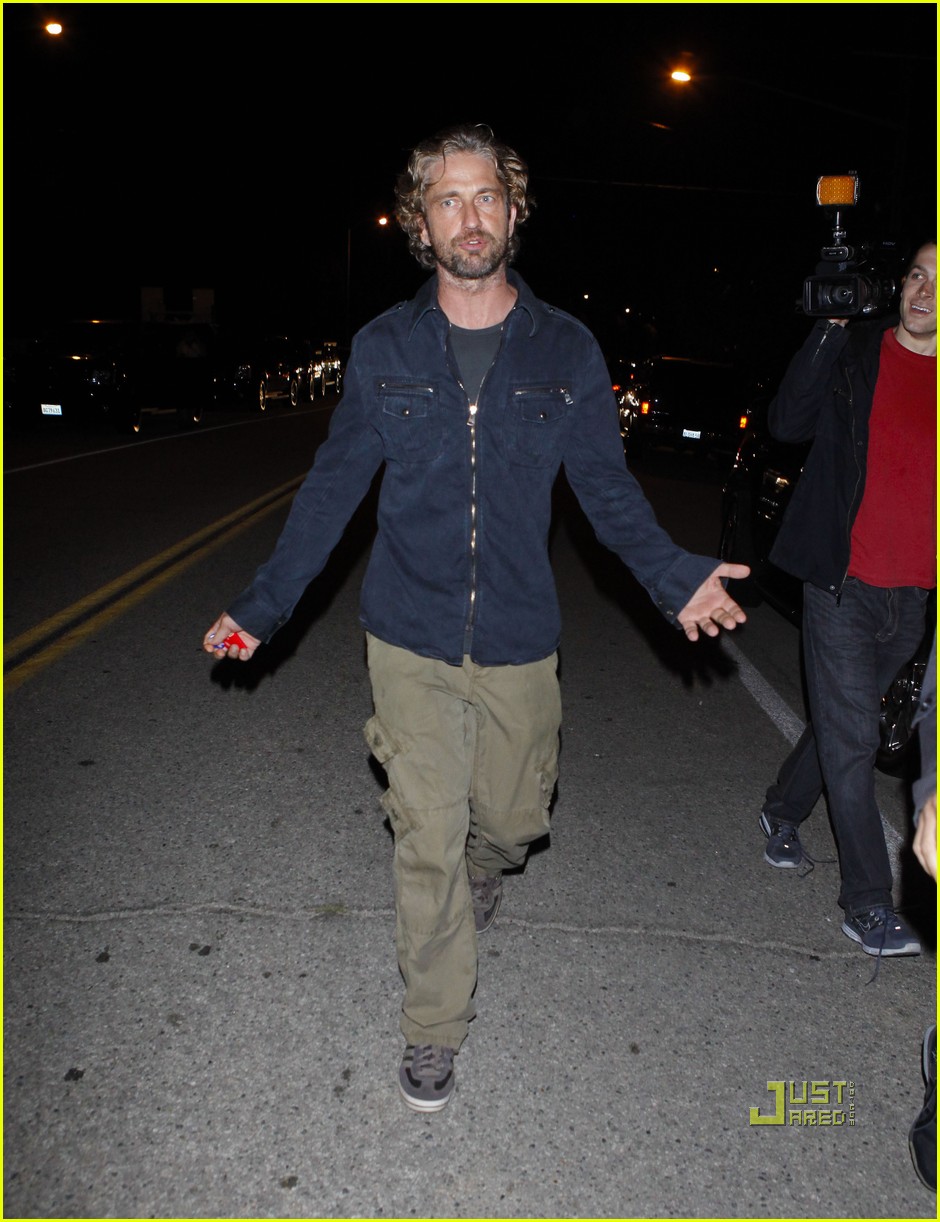 Gerard Butler: Party in Malibu!: Photo 2557758 | Gerard Butler Pictures ...