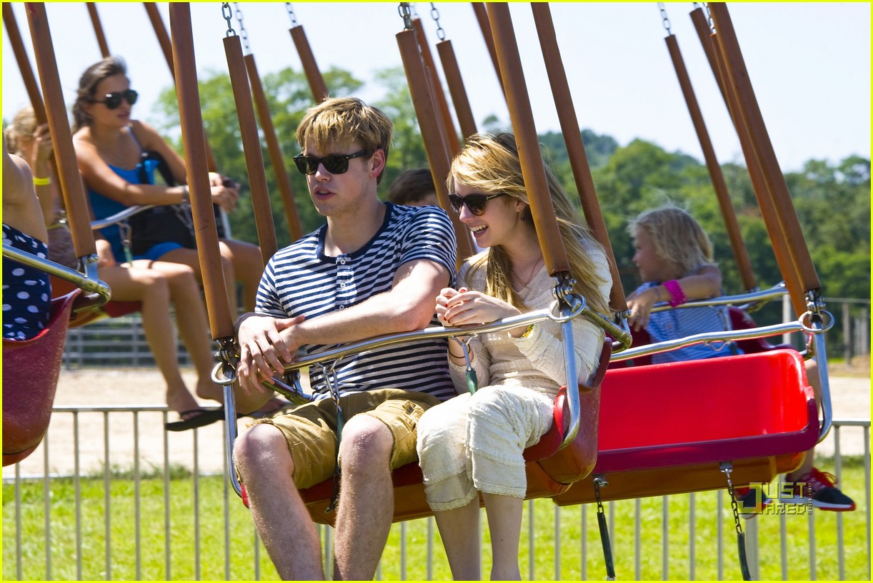 Emma Roberts & Chord Overstreet: Super Saturday 14!: Photo 2565269 ...