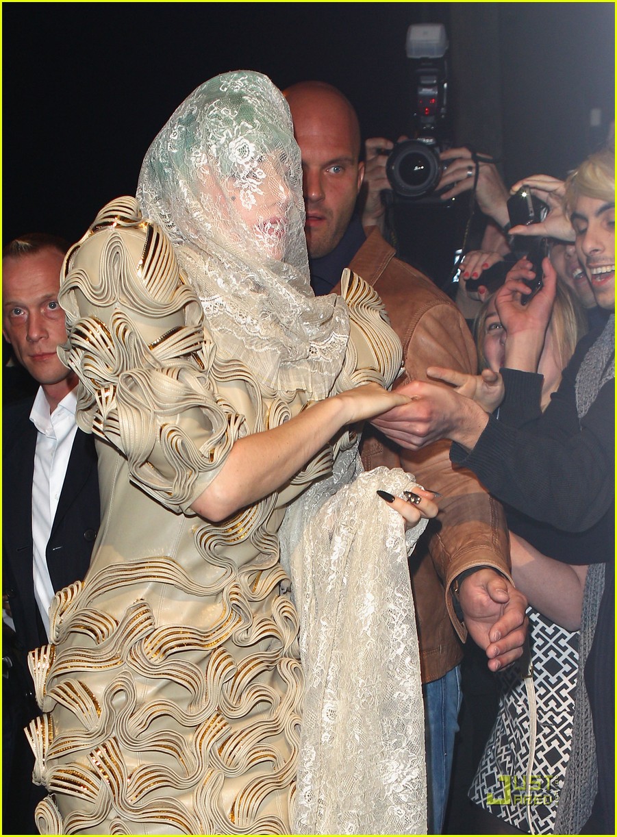 Lady Gaga: Club Hopping in Sydney!: Photo 2559846 | Lady Gaga Photos ...