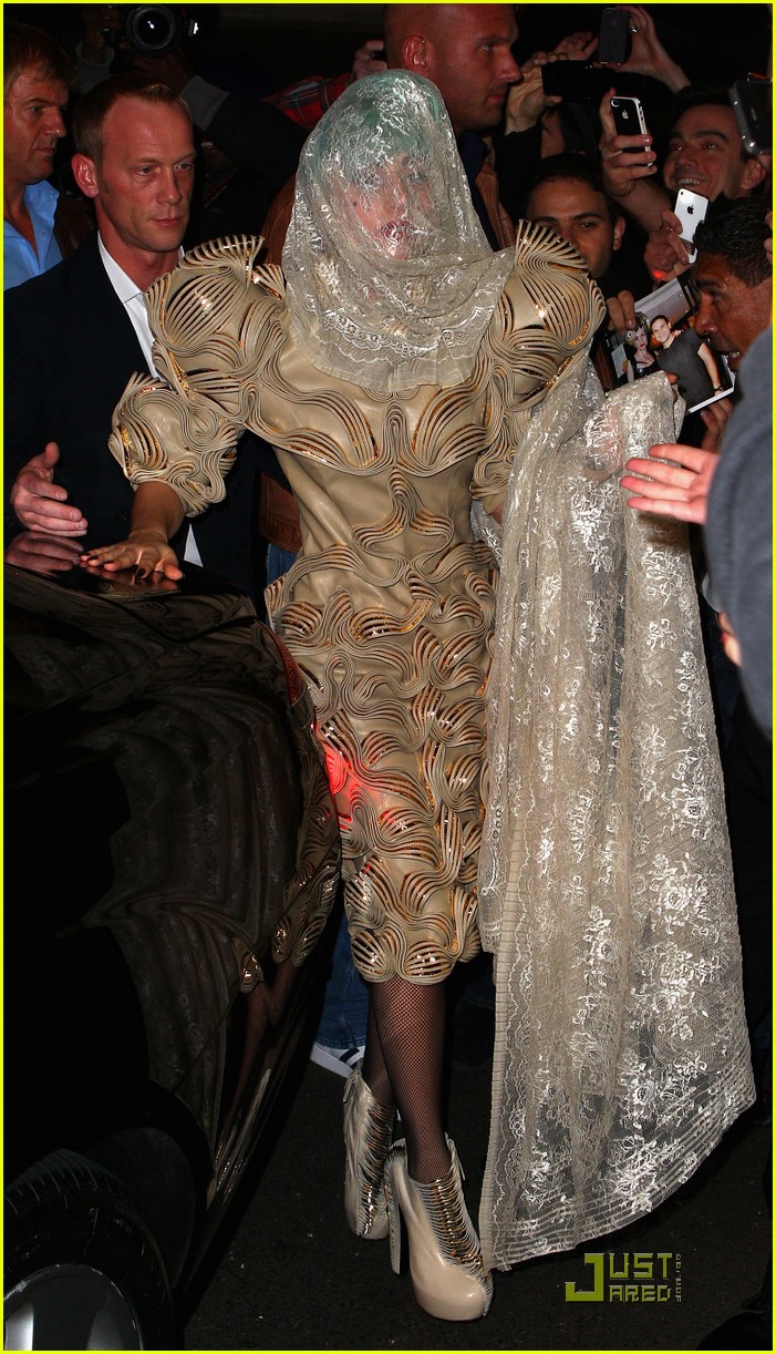 Lady Gaga: Club Hopping in Sydney!: Photo 2559856 | Lady Gaga Photos ...