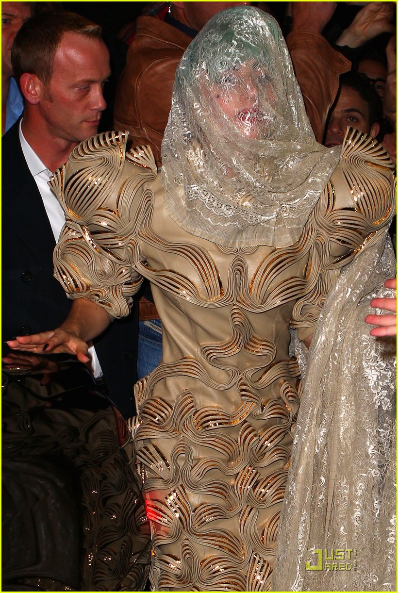 Lady Gaga: Club Hopping in Sydney!: Photo 2559858 | Lady Gaga Photos ...