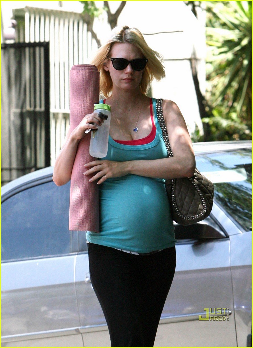 January Jones: Watch 'Mad Men' Instantly on Netflix!: Photo 2564614 ...