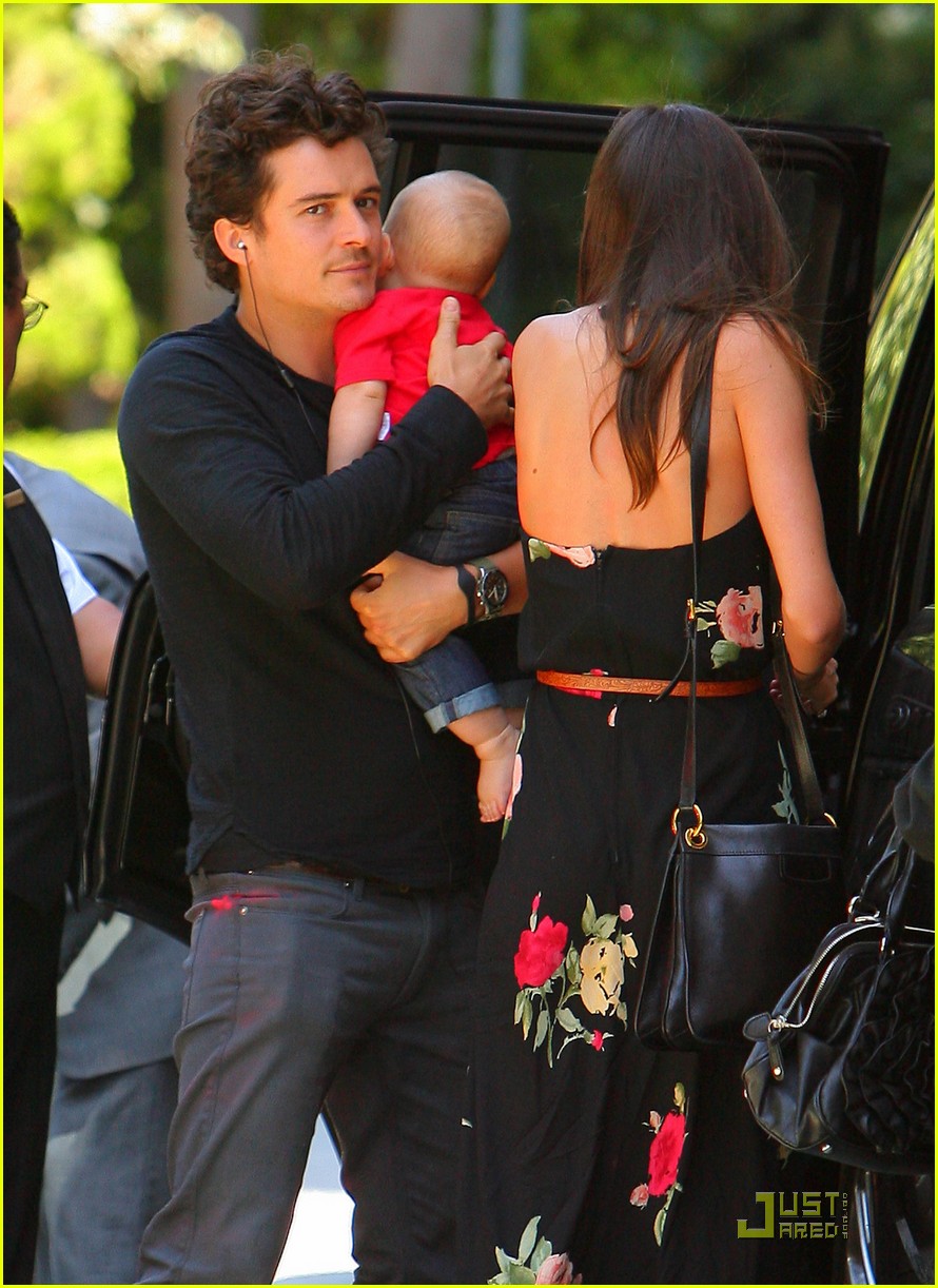 Miranda Kerr: Headed to Australia in August!: Photo 2563671 | Celebrity ...