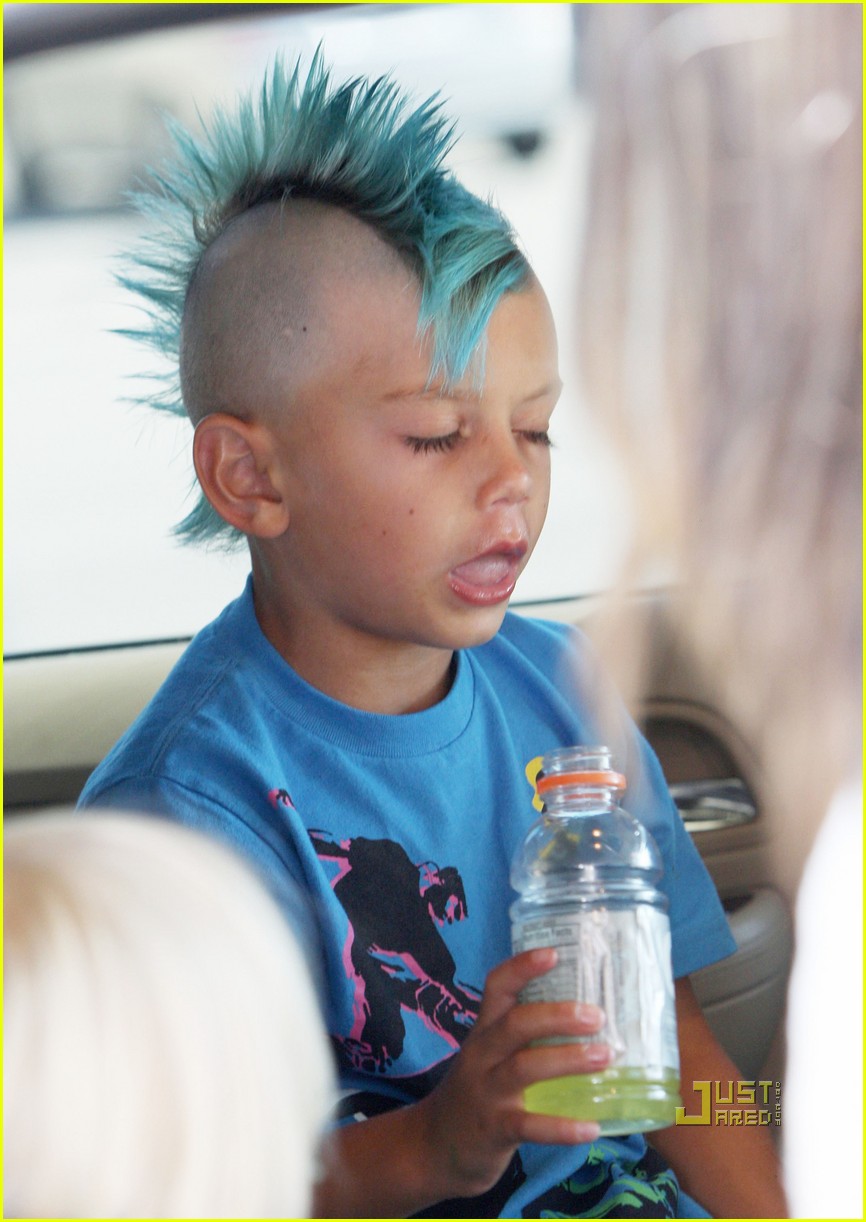 Kingston Rossdale: Blue Mohawk!: Photo 2557495 | Celebrity Babies ...