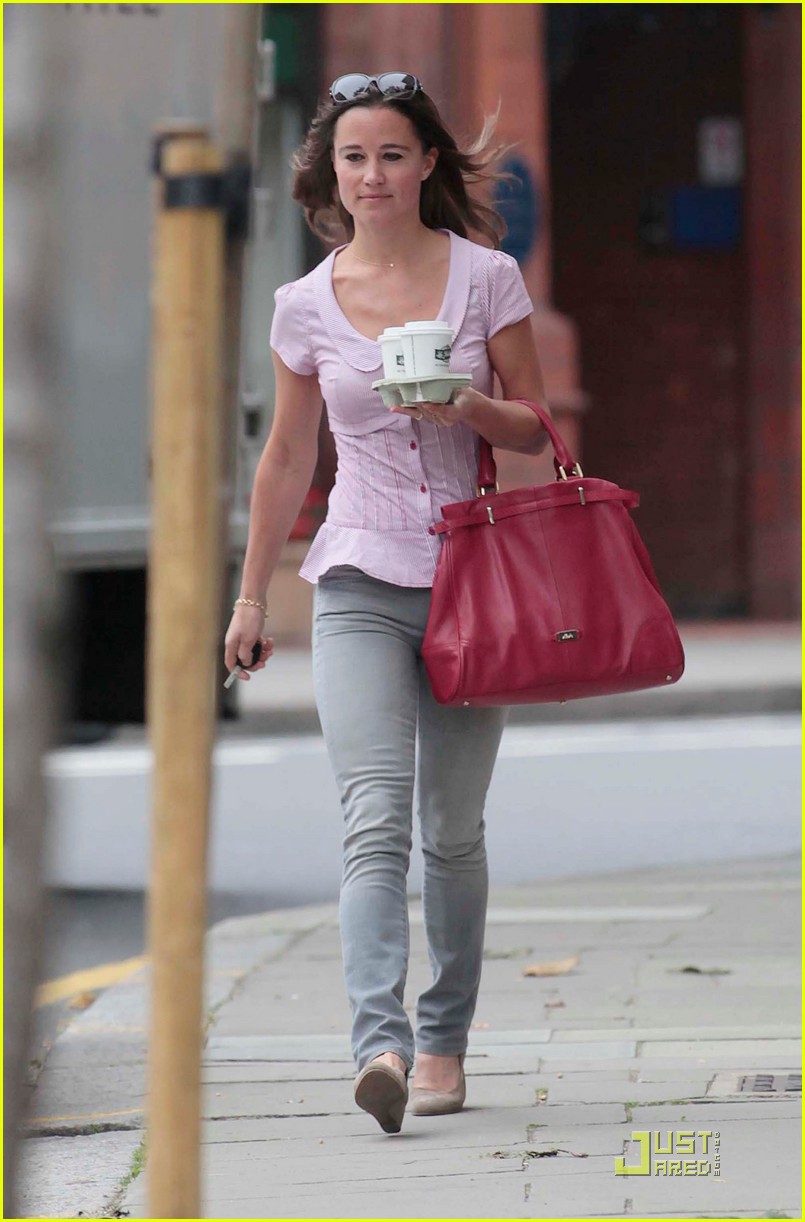 Pippa Middleton's Bottom Gets Its Own Web Series: Photo 2560249 | Pippa ...