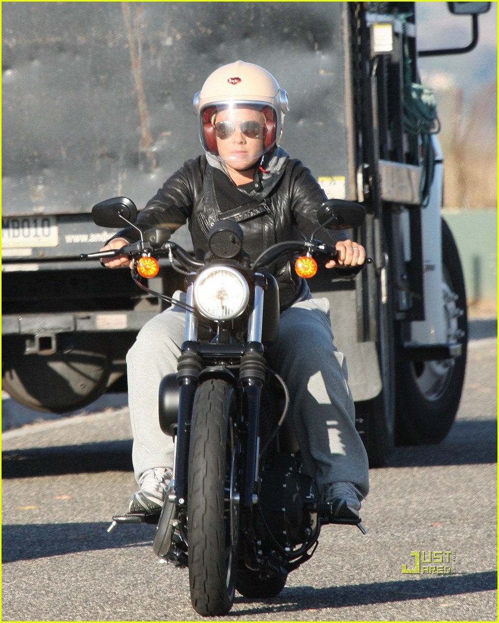 Pink & Carey Hart: Motorcycle Mates: Photo 2563900 | Carey Hart, Pink ...