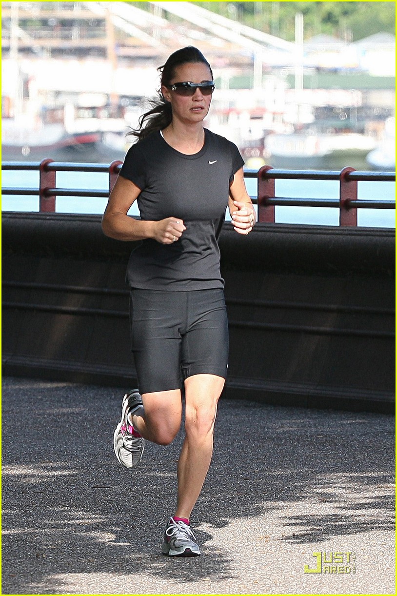 Pippa Middleton: Embankment Morning Jog!: Photo 2562823 | Pippa ...