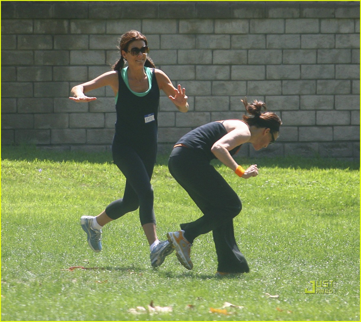 Kate Walsh: Squirt Gun Fight with Friends!: Photo 2563363 | Kate Walsh ...